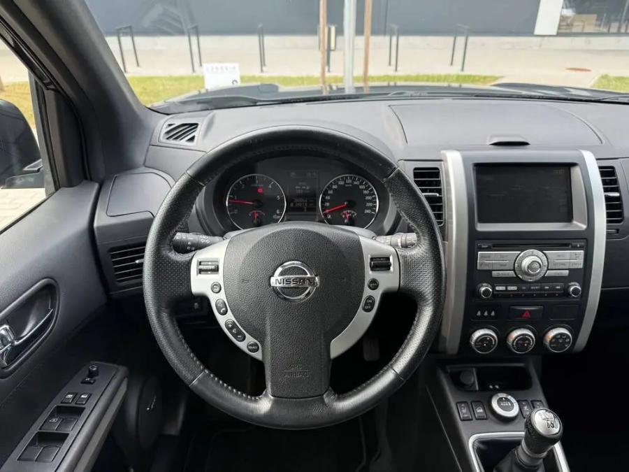 Melns Nissan X-Trail 2012 Rīga, ar dzinēja tilpumu 2.00 L un nobraukumu 260 tūkst. km par 9400 €, foto 12 vietnē AUTOMOTO.COM.LV