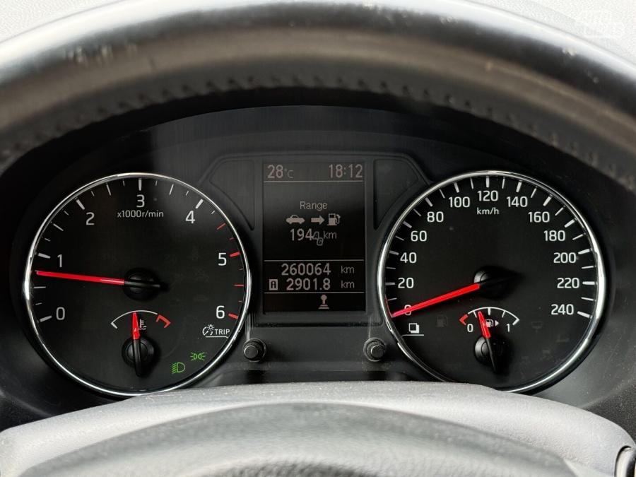 Black Nissan X-Trail 2012 in Riga, with an engine capacity of 2.00 L and mileage of 260 thousand km for 9400 €, photo 15 on AUTOMOTO.COM.LV