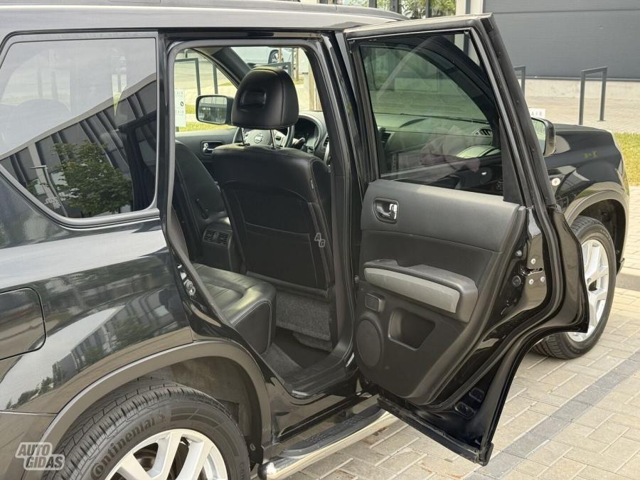 Black Nissan X-Trail 2012 in Riga, with an engine capacity of 2.00 L and mileage of 260 thousand km for 9400 €, photo 33 on AUTOMOTO.COM.LV