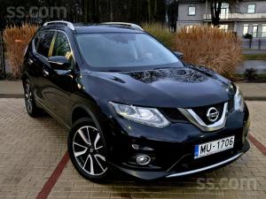 Black Nissan X-Trail 2014 in Jurmala, with an engine capacity of 1.60 L and mileage of 197 thousand km for 8990 €, photo 2 on AUTOMOTO.COM.LV