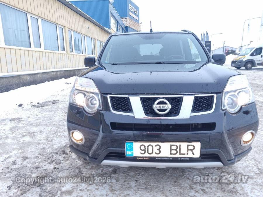 Melns Nissan X-Trail 2014 Tallina, ar dzinēja tilpumu 2.00 L un nobraukumu 148 tūkst. km par 9999 €, foto 5 vietnē AUTOMOTO.COM.LV