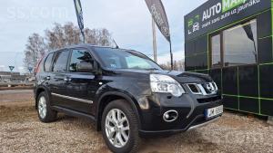 Melns Nissan X-Trail 2014 Rīga, ar dzinēja tilpumu 2.00 L un nobraukumu 217 tūkst. km par 8400 €, foto 3 vietnē AUTOMOTO.COM.LV