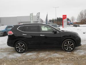 Black Nissan X-Trail 2014 in Viljandi, with an engine capacity of 1.60 L and mileage of 180 thousand km for 10990 €, photo 23 on AUTOMOTO.COM.LV