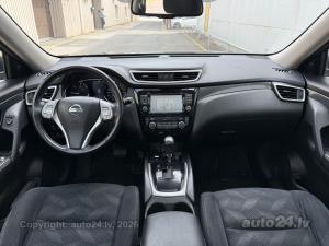 Black Nissan X-Trail 2014 in Tallinn, with an engine capacity of 1.60 L and mileage of 247 thousand km for 7990 €, photo 8 on AUTOMOTO.COM.LV