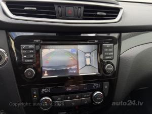 Black Nissan X-Trail 2014 in Tallinn, with an engine capacity of 1.60 L and mileage of 247 thousand km for 7990 €, photo 14 on AUTOMOTO.COM.LV