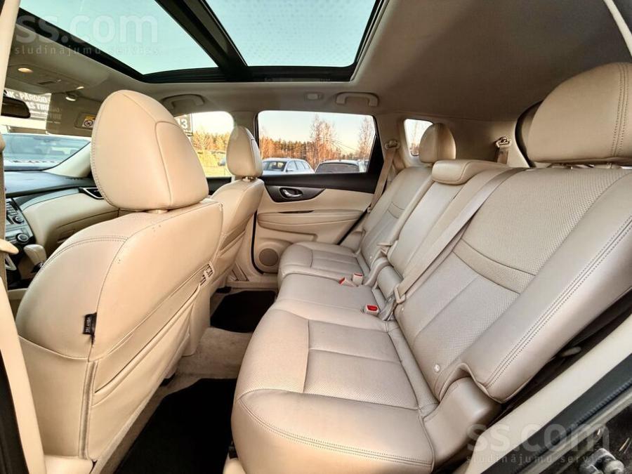 Black Nissan X-Trail 2014 in Ogre, with an engine capacity of 1.60 L and mileage of 231 thousand km for 8800 €, photo 13 on AUTOMOTO.COM.LV