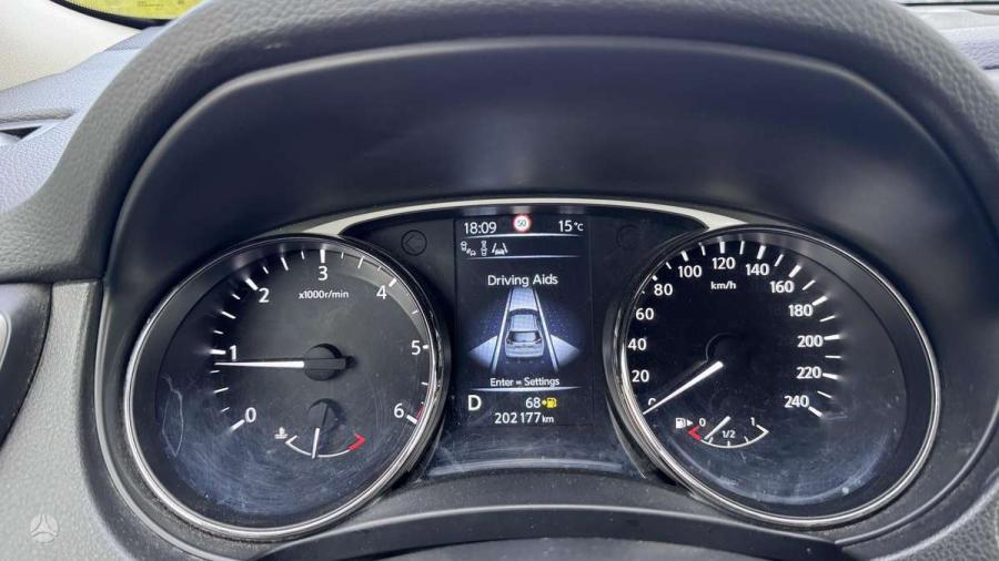 Melns Nissan X-Trail 2014 Kelmė, ar dzinēja tilpumu 1.60 L un nobraukumu 203 tūkst. km par 7800 €, foto 14 vietnē AUTOMOTO.COM.LV