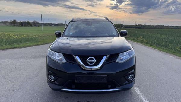 Melns Nissan X-Trail 2014 Kelmė, ar dzinēja tilpumu 1.60 L un nobraukumu 202 tūkst. km par 7900 €, foto 1 vietnē AUTOMOTO.COM.LV