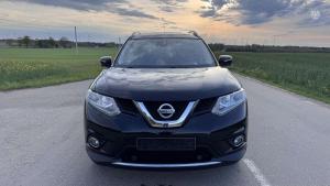 Black Nissan X-Trail 2014 in Kelme, with an engine capacity of 1.60 L and mileage of 202 thousand km for 7900 €, photo  on AUTOMOTO.COM.LV