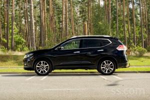 Melns Nissan X-Trail 2014 Rīga, ar dzinēja tilpumu 1.60 L un nobraukumu 289 tūkst. km par 8490 €, foto 6 vietnē AUTOMOTO.COM.LV