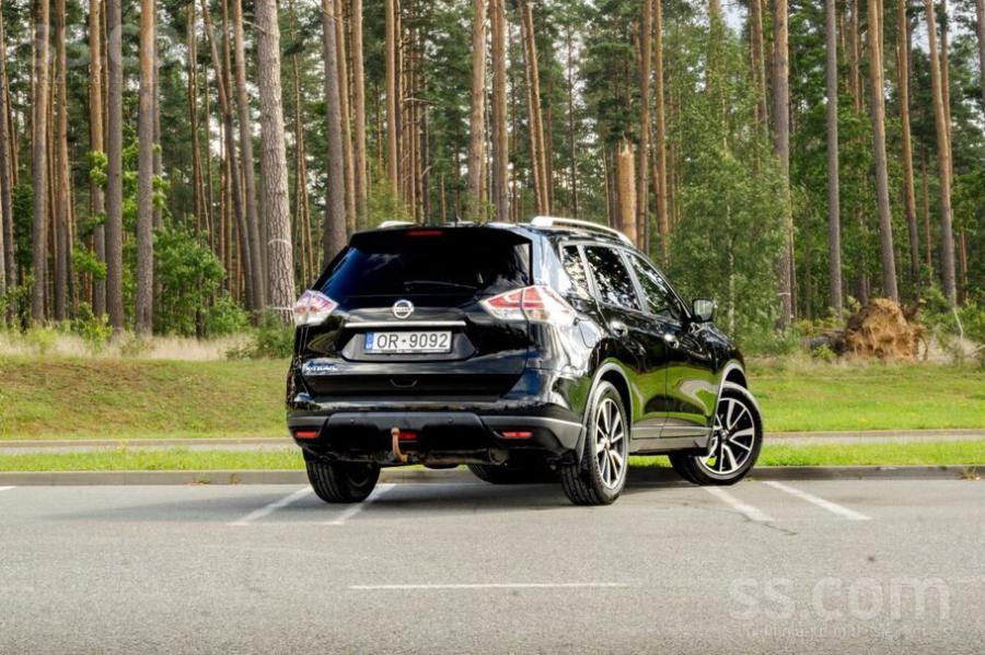 Melns Nissan X-Trail 2014 Rīga, ar dzinēja tilpumu 1.60 L un nobraukumu 289 tūkst. km par 8490 €, foto 7 vietnē AUTOMOTO.COM.LV