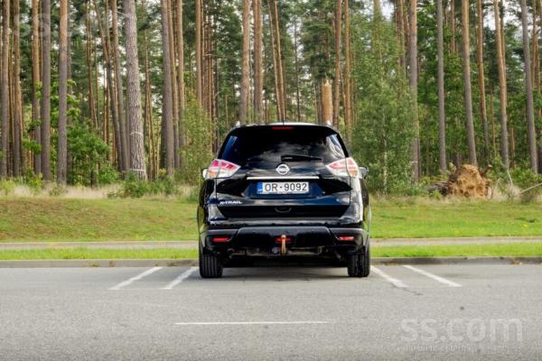 Melns Nissan X-Trail 2014 Rīga, ar dzinēja tilpumu 1.60 L un nobraukumu 289 tūkst. km par 8490 €, foto 8 vietnē AUTOMOTO.COM.LV
