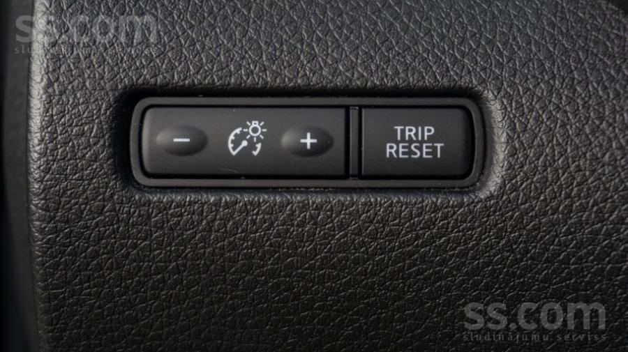 Melns Nissan X-Trail 2014 Rīga, ar dzinēja tilpumu 1.60 L un nobraukumu 289 tūkst. km par 8490 €, foto 26 vietnē AUTOMOTO.COM.LV