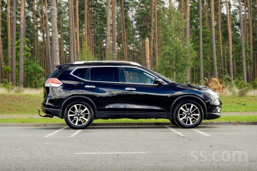Melns Nissan X-Trail 2014 Rīga, ar dzinēja tilpumu 1.60 L un nobraukumu 289 tūkst. km par 8490 €, foto 10 vietnē AUTOMOTO.COM.LV