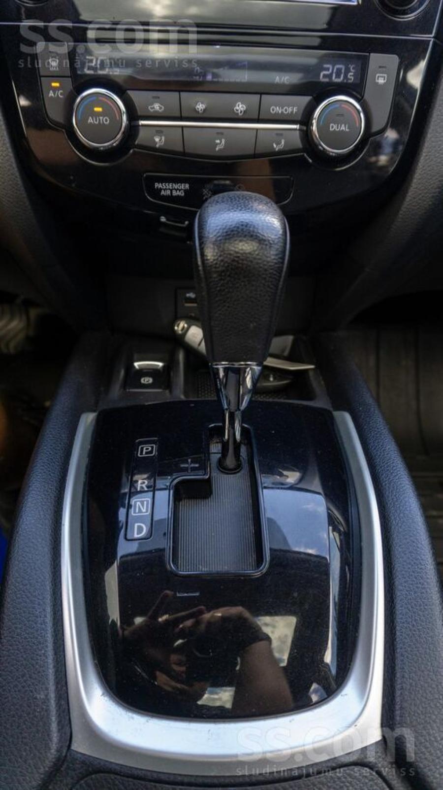 Melns Nissan X-Trail 2014 Rīga, ar dzinēja tilpumu 1.60 L un nobraukumu 289 tūkst. km par 8490 €, foto 17 vietnē AUTOMOTO.COM.LV