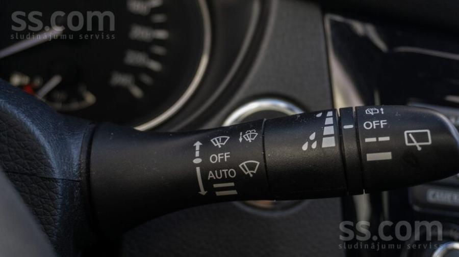 Melns Nissan X-Trail 2014 Rīga, ar dzinēja tilpumu 1.60 L un nobraukumu 289 tūkst. km par 8490 €, foto 24 vietnē AUTOMOTO.COM.LV