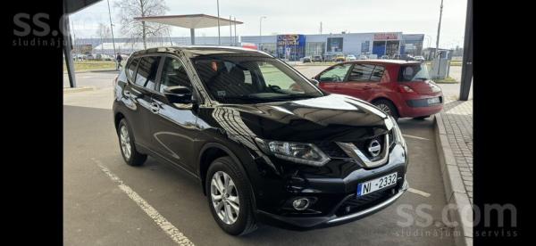 Black Nissan X-Trail 2015 in Riga, with an engine capacity of 1.60 L and mileage of 122 thousand km for 7200 €, photo 2 on AUTOMOTO.COM.LV