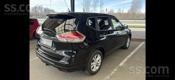 Black Nissan X-Trail 2015 in Riga, with an engine capacity of 1.60 L and mileage of 122 thousand km for 7200 €, photo 3 on AUTOMOTO.COM.LV