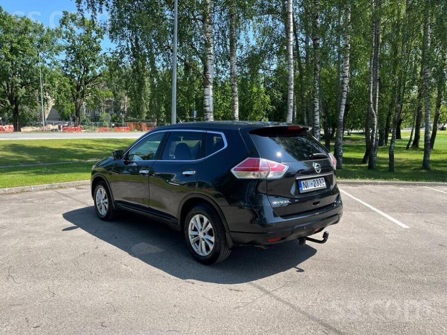 Melns Nissan X-Trail 2015 Rīga, ar dzinēja tilpumu 1.60 L un nobraukumu 123 tūkst. km par 7850 €, foto 2 vietnē AUTOMOTO.COM.LV