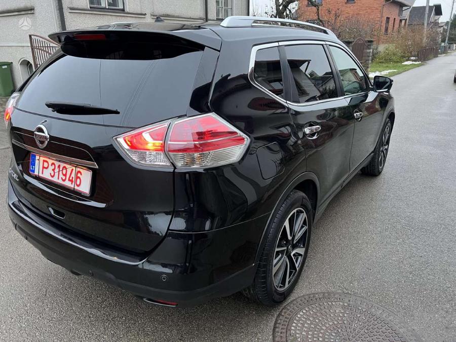 Melns Nissan X-Trail 2015 Kauņa, ar dzinēja tilpumu 1.60 L un nobraukumu 285 tūkst. km par 9500 €, foto 4 vietnē AUTOMOTO.COM.LV