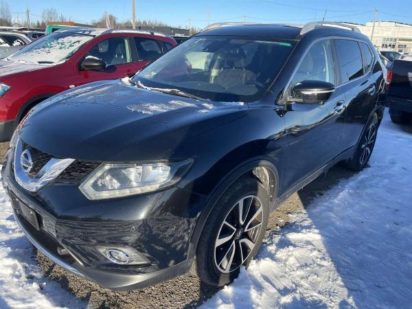 Black Nissan X-Trail 2015 in Panevezys, with an engine capacity of 1.60 L and mileage of 270 thousand km for 7650 €, photo 1 on AUTOMOTO.COM.LV