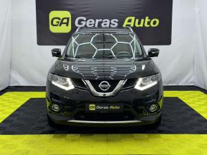 Black Nissan X-Trail 2015 in Vilnius, with an engine capacity of 1.60 L and mileage of 210 thousand km for 10950 €, photo 7 on AUTOMOTO.COM.LV