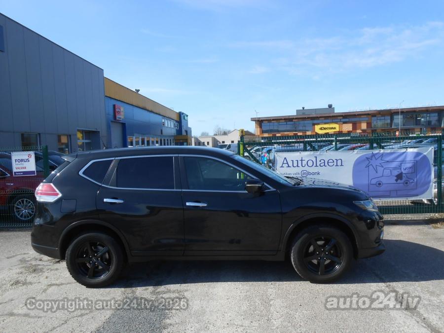 Black Nissan X-Trail 2015 in Viljandi, with an engine capacity of 1.60 L and mileage of 227 thousand km for 9990 €, photo 19 on AUTOMOTO.COM.LV
