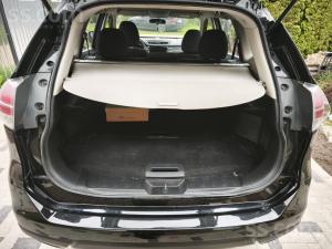 Black Nissan X-Trail 2015 in Jelgava, with an engine capacity of 1.60 L and mileage of 289 thousand km for 5800 €, photo 12 on AUTOMOTO.COM.LV