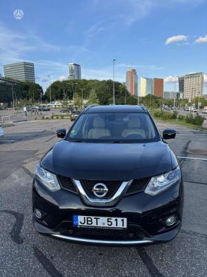 Melns Nissan X-Trail 2015 Viļņa, ar dzinēja tilpumu 1.60 L un nobraukumu 106 tūkst. km par 10380 €, foto 3 vietnē AUTOMOTO.COM.LV