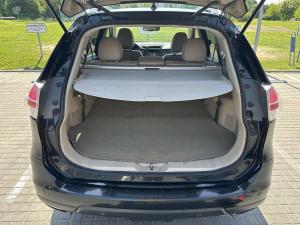 Black Nissan X-Trail 2015 in Vilnius, with an engine capacity of 1.60 L and mileage of 171 thousand km for 9950 €, photo 16 on AUTOMOTO.COM.LV