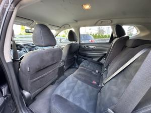 Black Nissan X-Trail 2015 in Vilnius, with an engine capacity of 2.50 L and mileage of 165 thousand km for 8500 €, photo 10 on AUTOMOTO.COM.LV