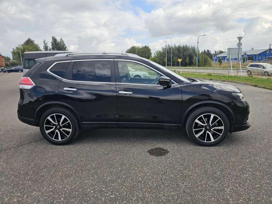 Melns Nissan X-Trail 2015 Ukmergė, ar dzinēja tilpumu 1.60 L un nobraukumu 245 tūkst. km par 7750 €, foto 9 vietnē AUTOMOTO.COM.LV