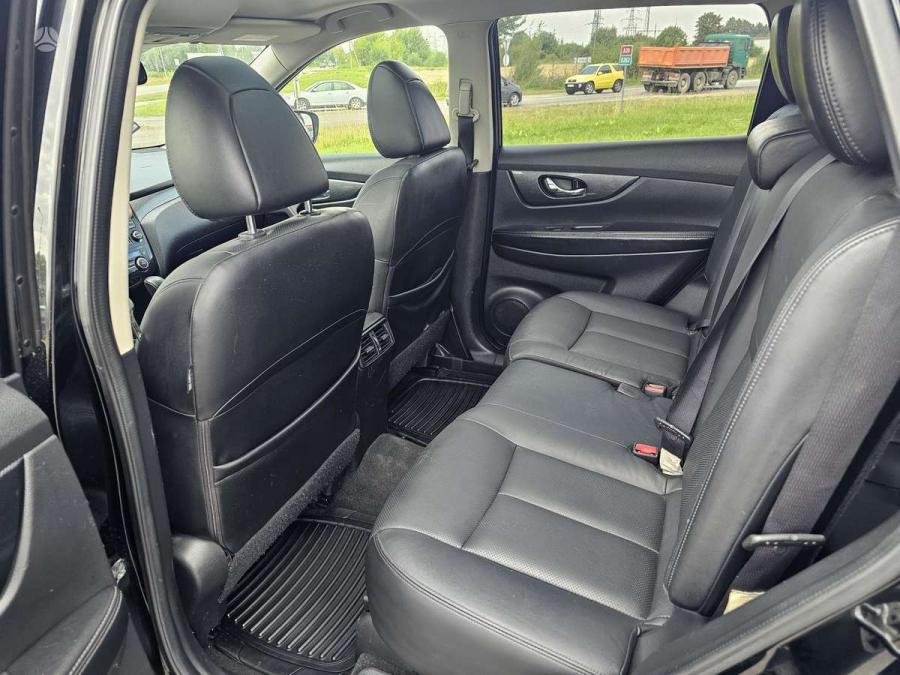 Melns Nissan X-Trail 2015 Ukmergė, ar dzinēja tilpumu 1.60 L un nobraukumu 245 tūkst. km par 7750 €, foto 20 vietnē AUTOMOTO.COM.LV