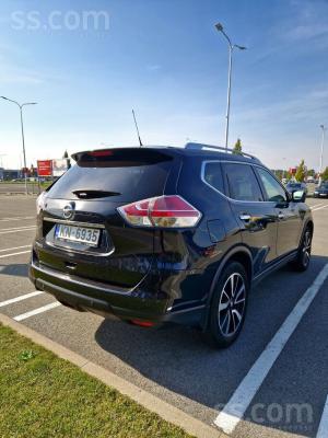 Melns Nissan X-Trail 2016 Rīga, ar dzinēja tilpumu 1.60 L un nobraukumu 158 tūkst. km par 19200 €, foto 4 vietnē AUTOMOTO.COM.LV