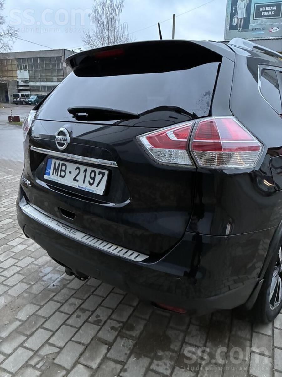 Melns Nissan X-Trail 2016 Rīga, ar dzinēja tilpumu 1.60 L un nobraukumu 150 tūkst. km par 12990 €, foto 9 vietnē AUTOMOTO.COM.LV