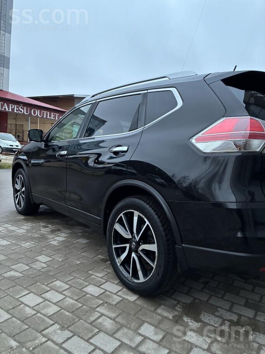 Melns Nissan X-Trail 2016 Rīga, ar dzinēja tilpumu 1.60 L un nobraukumu 150 tūkst. km par 12990 €, foto 10 vietnē AUTOMOTO.COM.LV