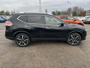 Melns Nissan X-Trail 2016 Alīta, ar dzinēja tilpumu 1.60 L un nobraukumu 260 tūkst. km par 10900 €, foto 5 vietnē AUTOMOTO.COM.LV