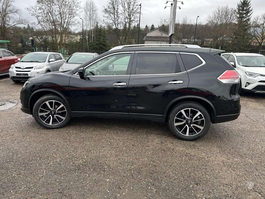 Melns Nissan X-Trail 2016 Alīta, ar dzinēja tilpumu 1.60 L un nobraukumu 260 tūkst. km par 10900 €, foto 6 vietnē AUTOMOTO.COM.LV