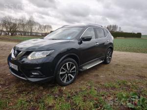 Black Nissan X-Trail 2016 in Ogre, with an engine capacity of 1.60 L and mileage of 210 thousand km for 10200 €, photo  on AUTOMOTO.COM.LV