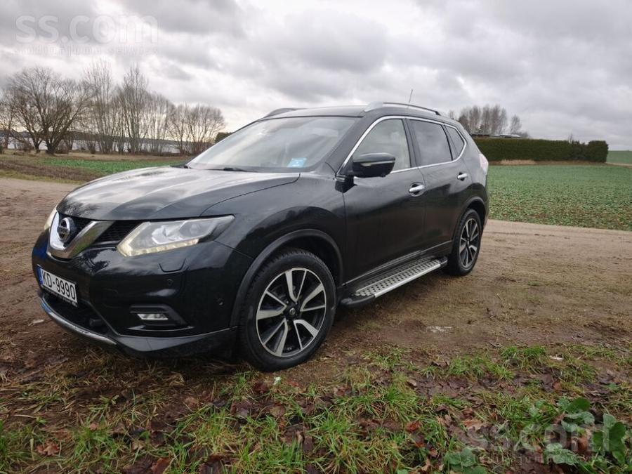 Melns Nissan X-Trail 2016 Ogre, ar dzinēja tilpumu 1.60 L un nobraukumu 210 tūkst. km par 10200 €, foto 1 vietnē AUTOMOTO.COM.LV