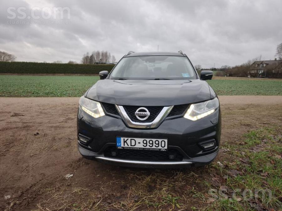 Melns Nissan X-Trail 2016 Ogre, ar dzinēja tilpumu 1.60 L un nobraukumu 210 tūkst. km par 10200 €, foto 2 vietnē AUTOMOTO.COM.LV