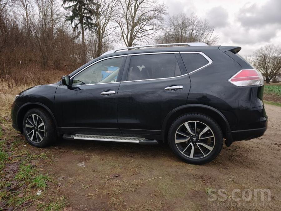 Melns Nissan X-Trail 2016 Ogre, ar dzinēja tilpumu 1.60 L un nobraukumu 210 tūkst. km par 10200 €, foto 8 vietnē AUTOMOTO.COM.LV