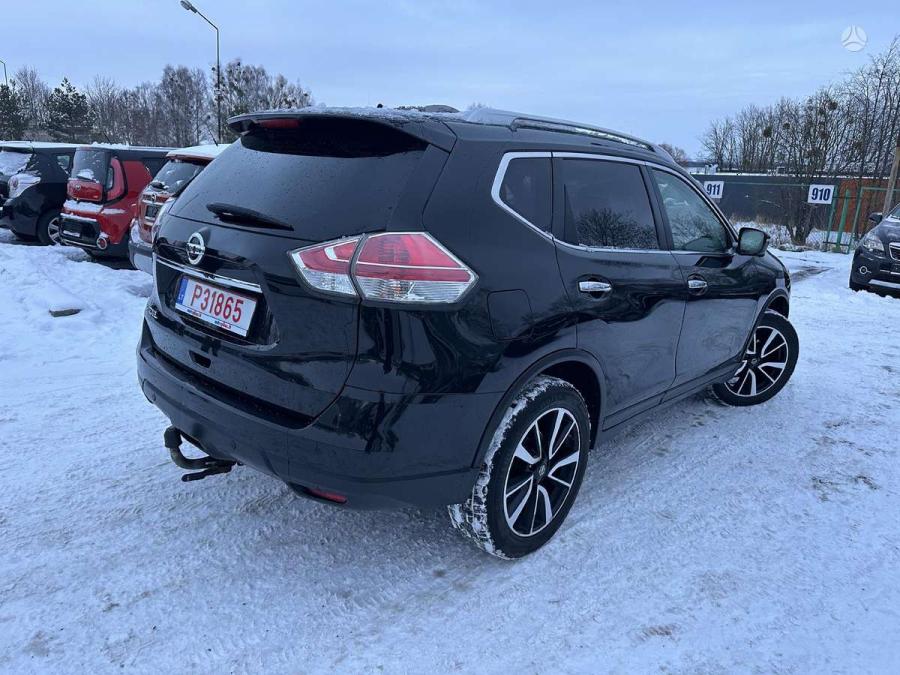 Melns Nissan X-Trail 2016 Alīta, ar dzinēja tilpumu 1.60 L un nobraukumu 260 tūkst. km par 9400 €, foto 4 vietnē AUTOMOTO.COM.LV