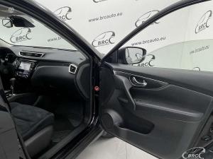 Black Nissan X-Trail 2016 in Vilnius, with an engine capacity of 1.60 L and mileage of 307 thousand km for 7500 €, photo 9 on AUTOMOTO.COM.LV