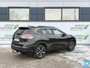 Black Nissan X-Trail 2016 in Tukums, with an engine capacity of 1.60 L and mileage of 265306265 thousand km for 8900 €, photo 4 on AUTOMOTO.COM.LV
