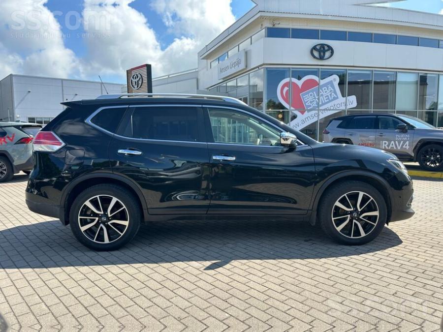Melns Nissan X-Trail 2016 Liepāja, ar dzinēja tilpumu 1.60 L un nobraukumu 219 tūkst. km par 12900 €, foto 6 vietnē AUTOMOTO.COM.LV
