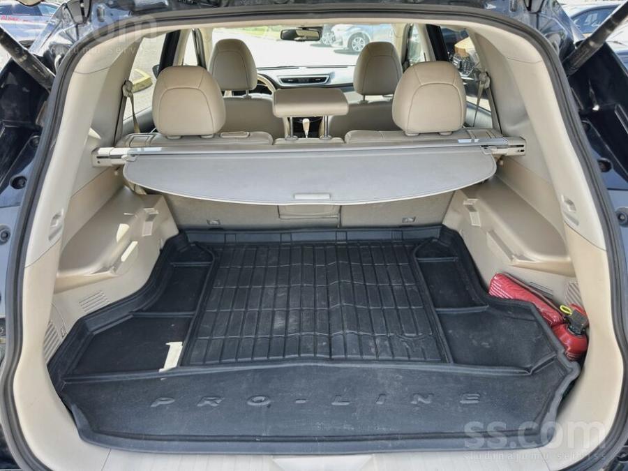 Melns Nissan X-Trail 2016 Liepāja, ar dzinēja tilpumu 1.60 L un nobraukumu 219 tūkst. km par 12900 €, foto 11 vietnē AUTOMOTO.COM.LV