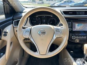 Melns Nissan X-Trail 2016 Liepāja, ar dzinēja tilpumu 1.60 L un nobraukumu 219 tūkst. km par 12900 €, foto 13 vietnē AUTOMOTO.COM.LV