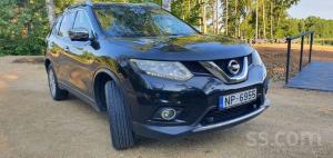 Black Nissan X-Trail 2016 in Preili, with an engine capacity of 1.60 L and mileage of 244 thousand km for 7650 €, photo 7 on AUTOMOTO.COM.LV