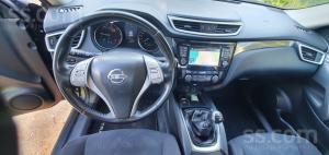 Black Nissan X-Trail 2016 in Preili, with an engine capacity of 1.60 L and mileage of 244 thousand km for 7650 €, photo 16 on AUTOMOTO.COM.LV